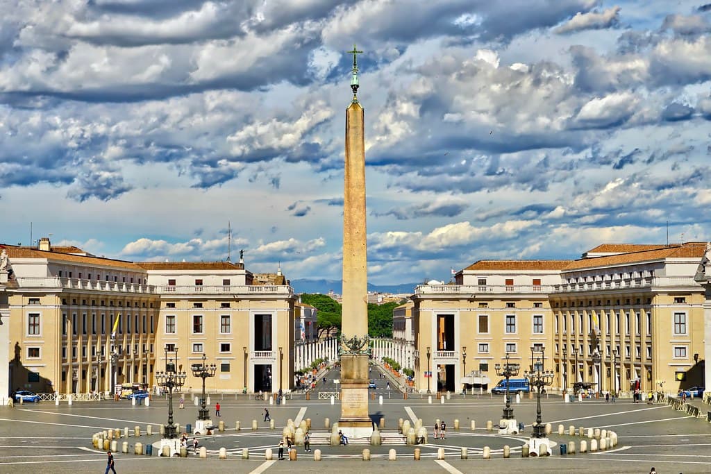 St. Peter's Square | Majestic Fusion of Faith & Architecture