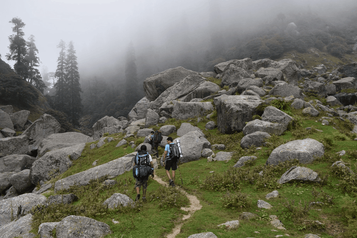 12 Best 2 Days Treks in Himalayas - Hey Himalayas