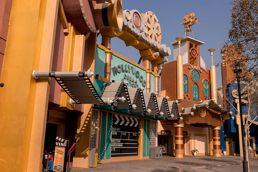 Motiongate Dubai Guide | Thrilling Hollywood-Inspired Adventure