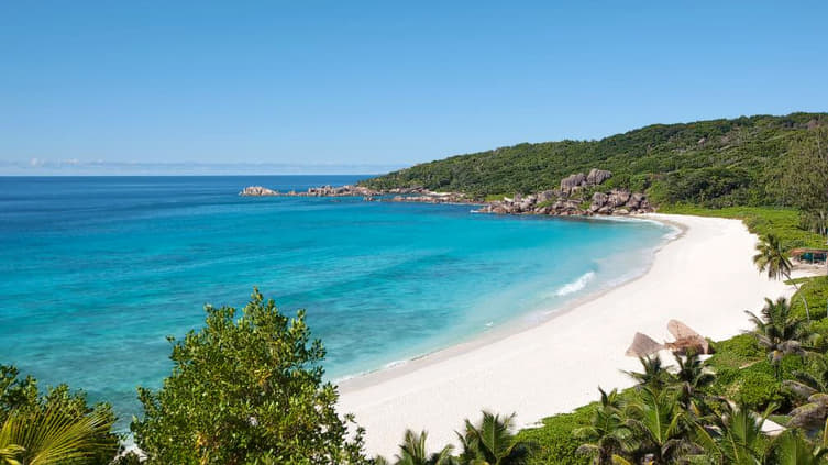 15 Places to Visit in Mahe, Tourist Places & Top Attractions