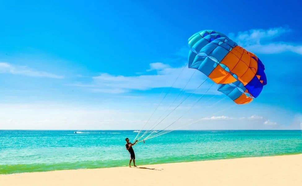 Parasailing in Abu Dhabi | Fly High and Thrill