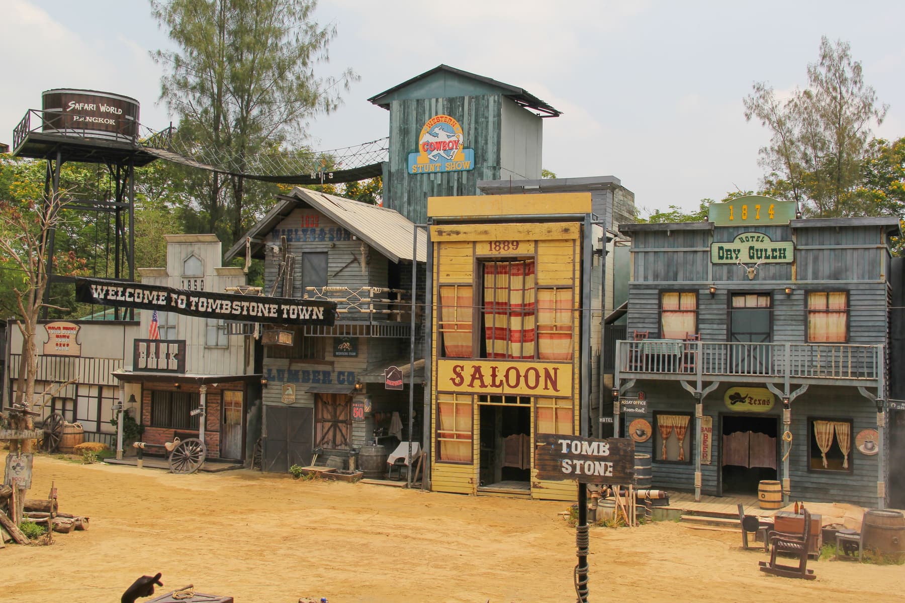 Safari World Bangkok Shows | Get Entertained By Wildlife Shows