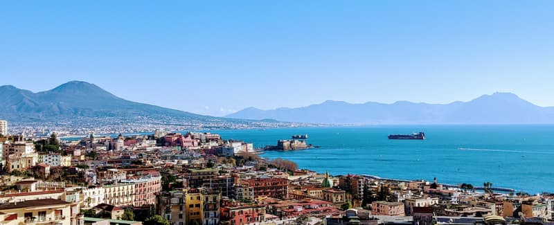 Time Naples Italy A 4.4 Magnitude Earthquake Struck Naples, Italy, At