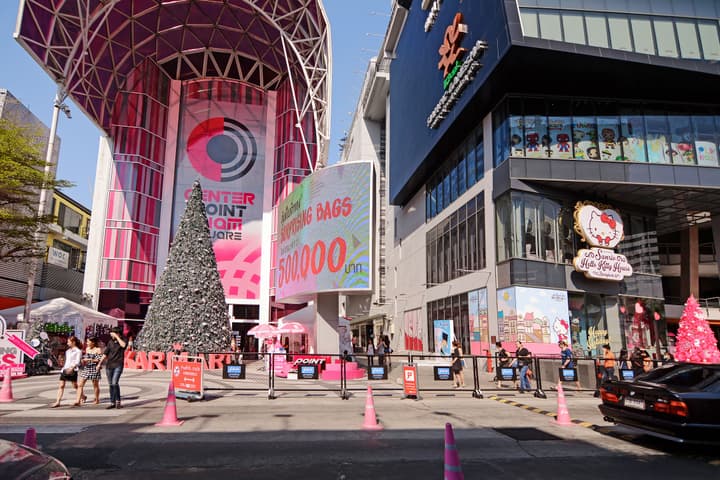 Siam Square Bangkok: Bangkok's Shopping Paradise