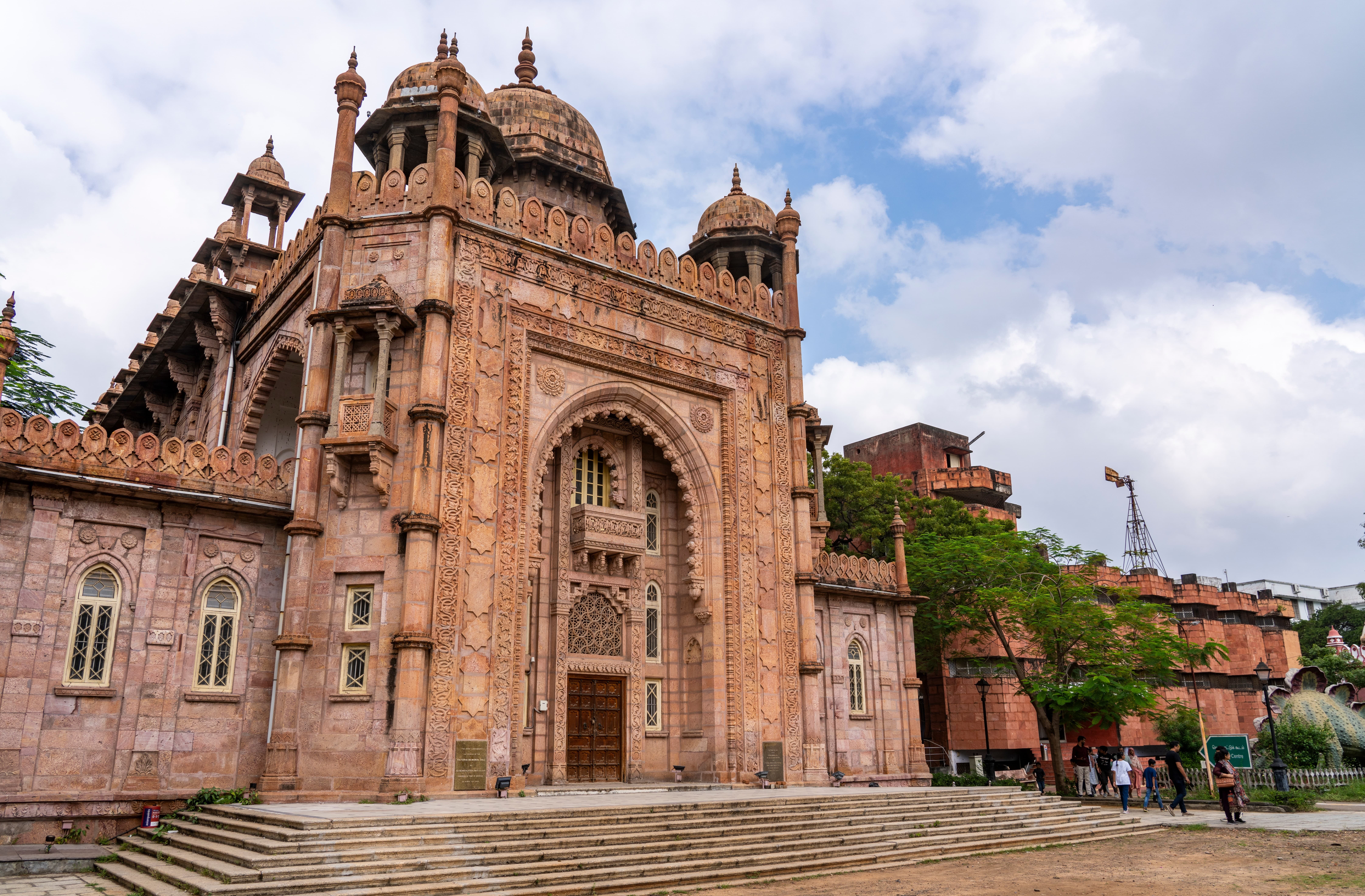 Discovering Tamil Nadu | From Historic Landmarks to Scenic Shores