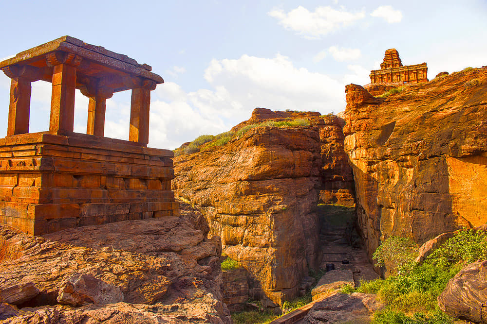 15 Places to Visit in Badami, Tourist Places & Top Attractions