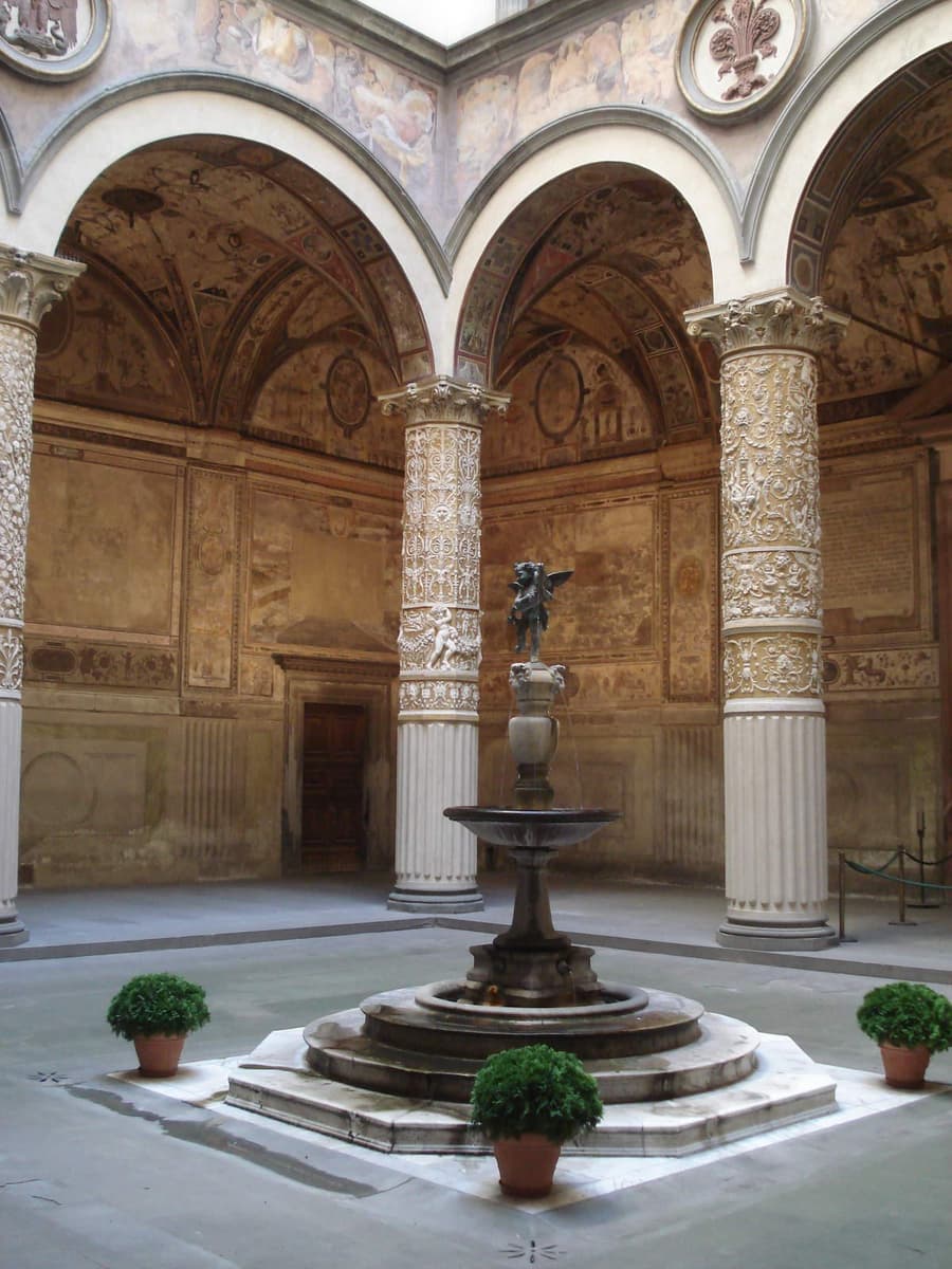 Discover the Beauty and History of Palazzo Vecchio